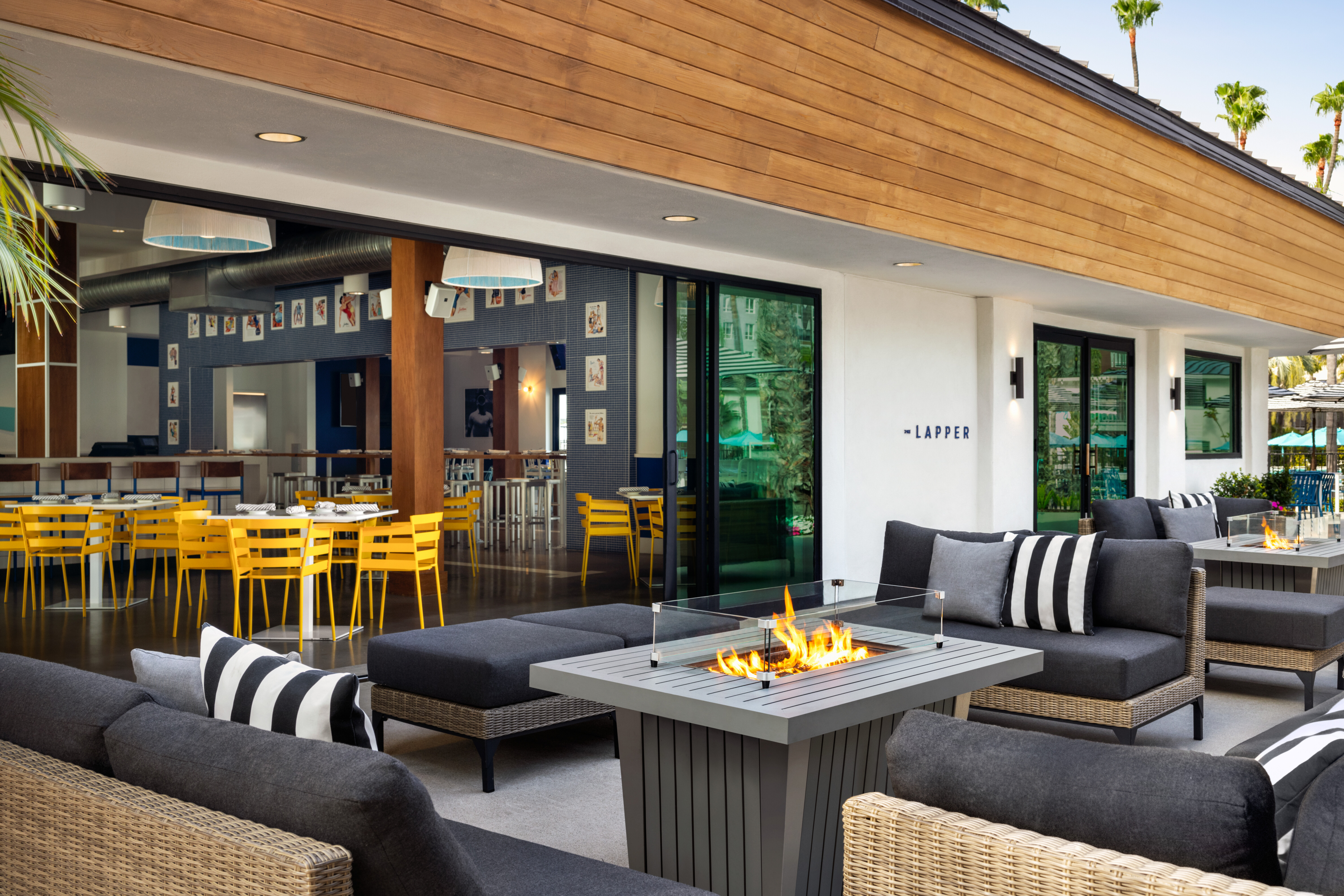 Lapper Sports Bar + Kitchen | Town and Country | San Diego, CA